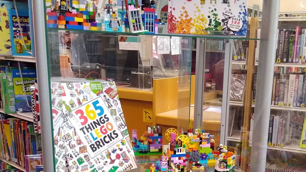 Lego Club and Baby Rhyme Time at Tenby Library | pembroke-today.co.uk